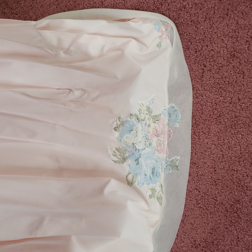 Rare Laros Pink Floral 1950s Nightgown - Gem